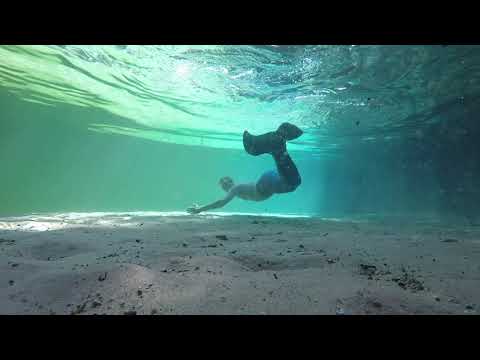Diving in Ginnie Springs with Merman Jace