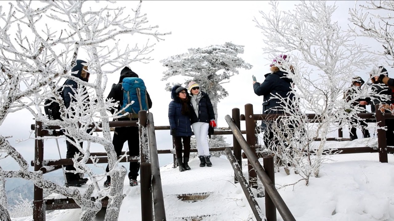 Snow Frolic (Love Story), 무주 덕유산리조트 - YouTube