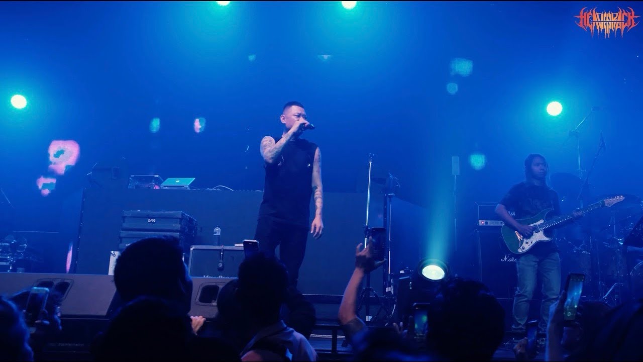 Khin Lay Sein Tal - Wai La [Official Recap Video] - YouTube