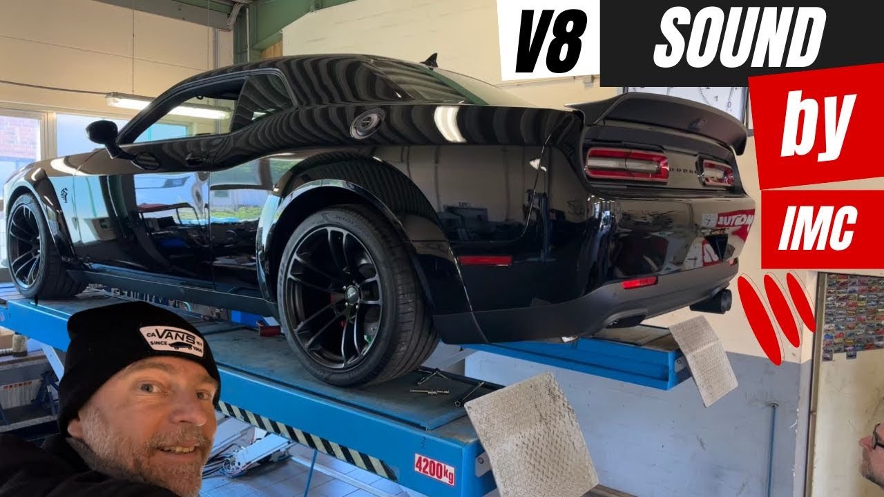 V8 Sound - DODGE Challenger Hellcat - Streetlegal?! - YouTube