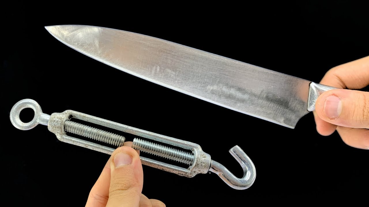 Razor Sharp! Sharpen Your Knives in 1 Minutes with This DIY Tool - YouTube