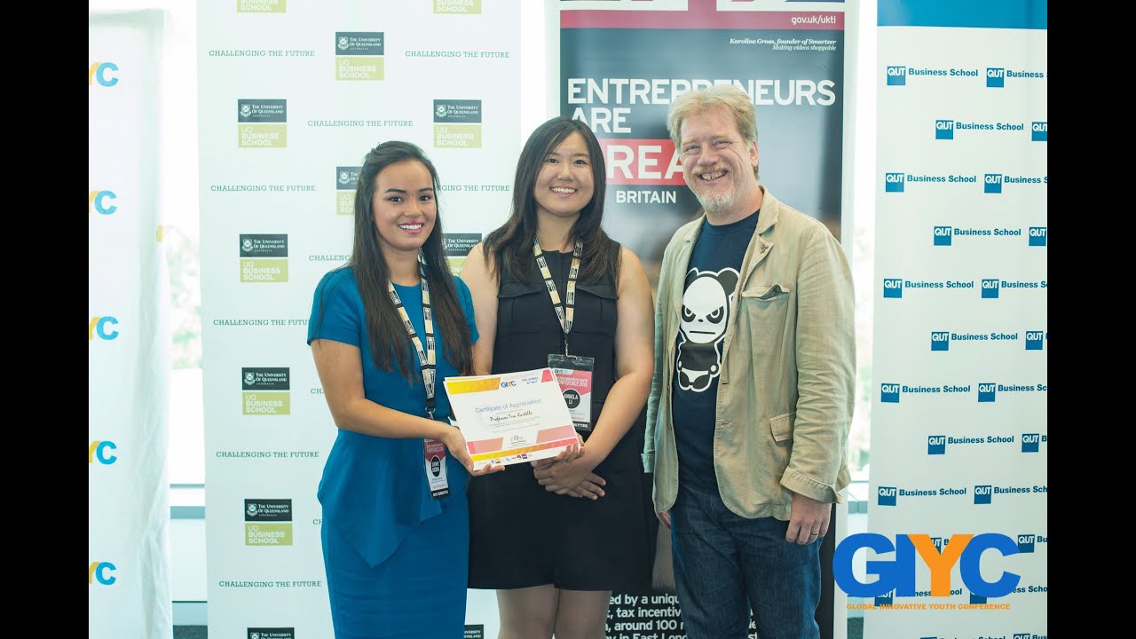 Joanne Cheong: Being an entrepreneur by building a community v3 - YouTube