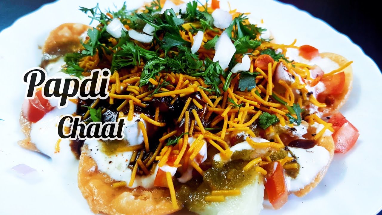 Papdi Chaat | Street Style Chaat | Dahi Papdi Chaat | Crispy & Khasta ...