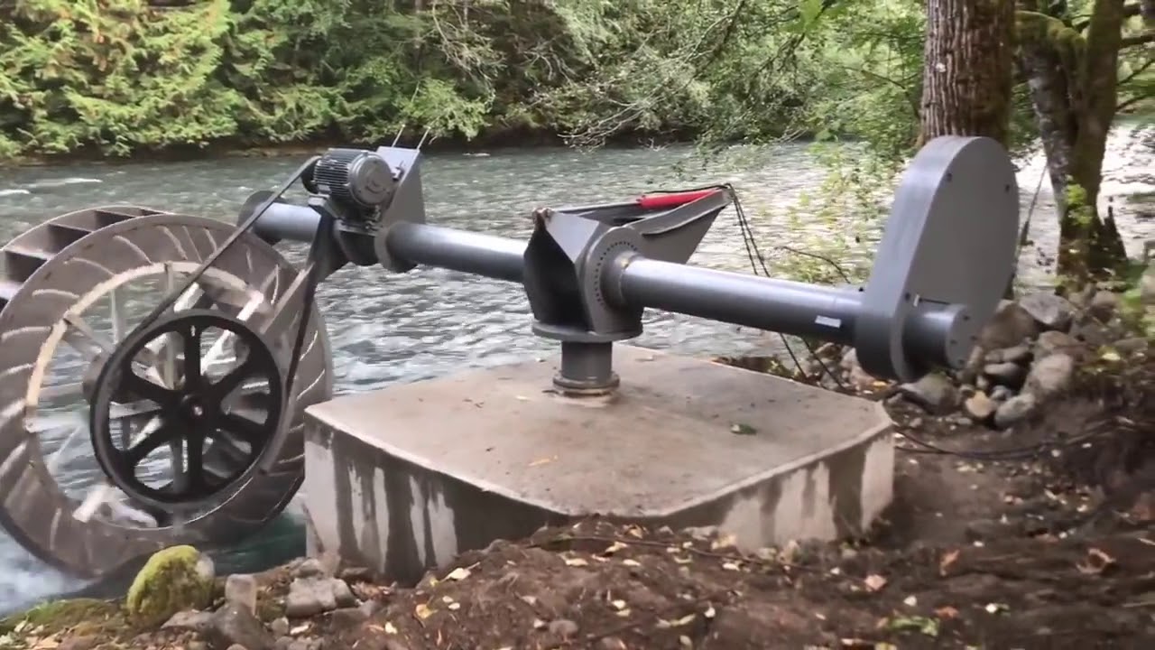 Innovative Poncelet Water Wheel 2017 - YouTube
