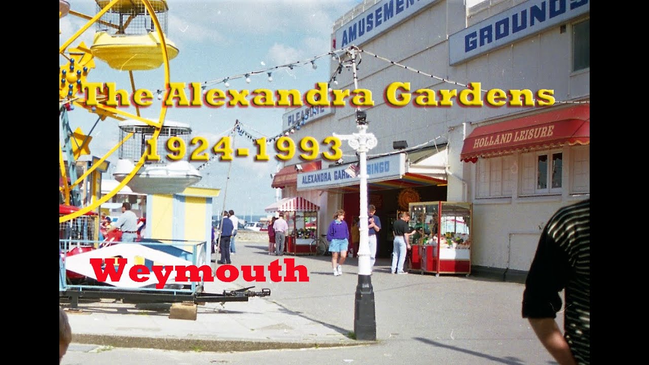 Fire destroys the Alexandra Gardens , Weymouth 1993 - YouTube