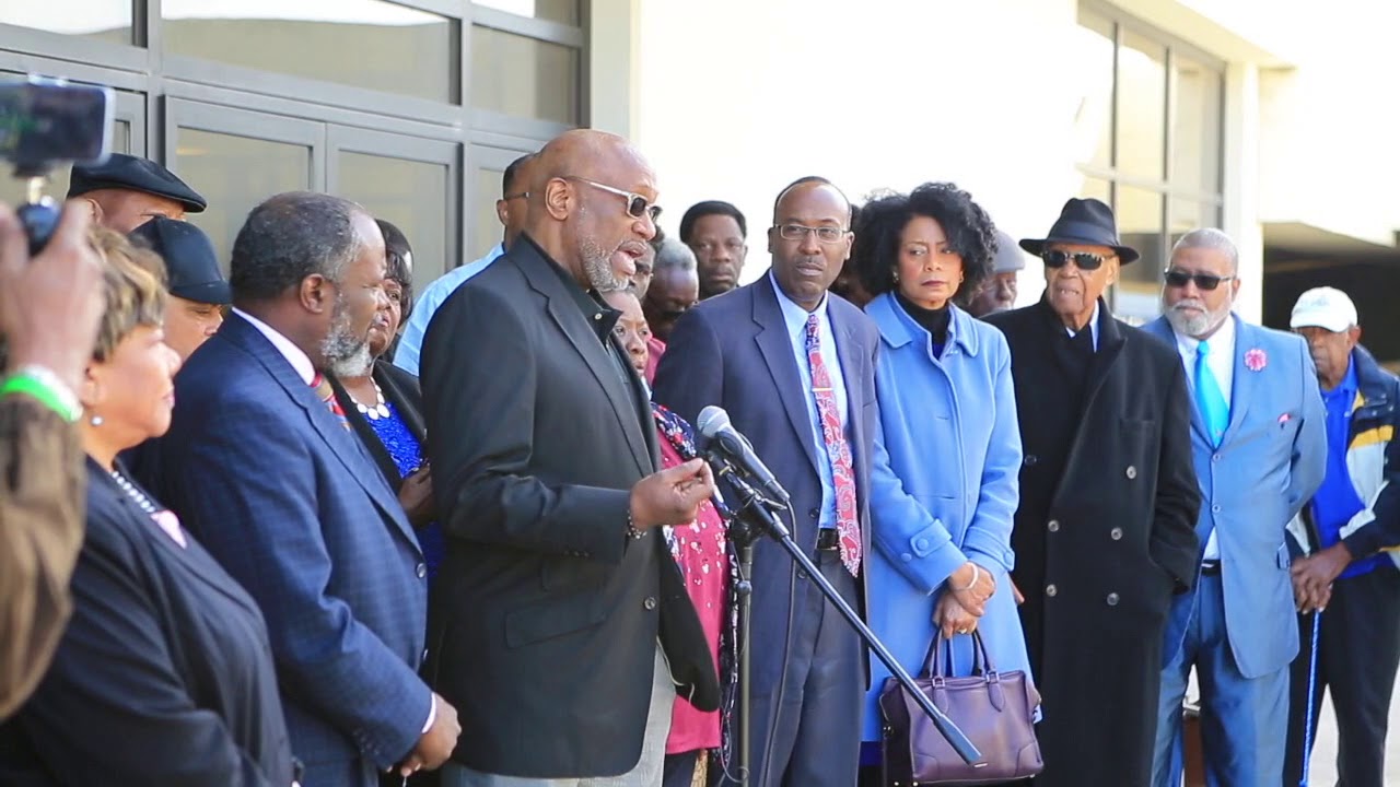 Mark Whitaker Press Conference - YouTube