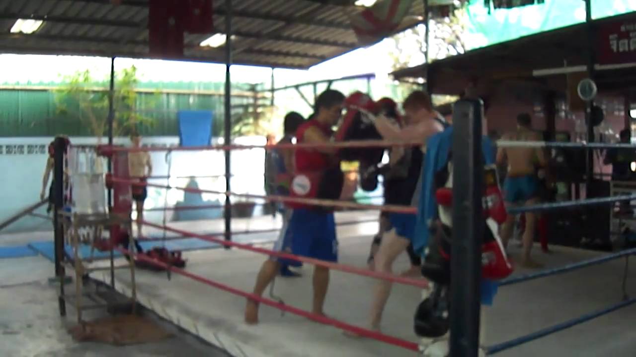 Jitti Gym in Bangkok, Thailand - YouTube