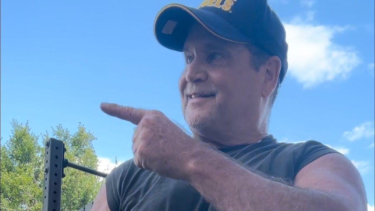 Randall Morris Ultimate Superset 23 pull ups in one set then 500 lbs ...