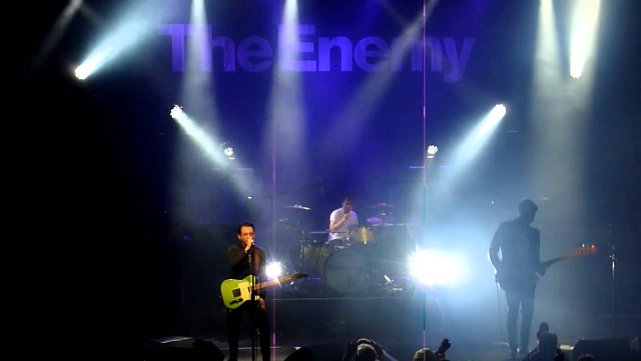 The Enemy - Its Automatic - Manchester Ritz 17/11/15 - YouTube