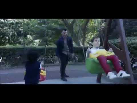 Online oynama, onunla oyna. Anlamlı bir kısa film.