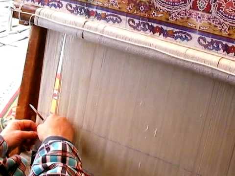 Kilim-in the making - YouTube