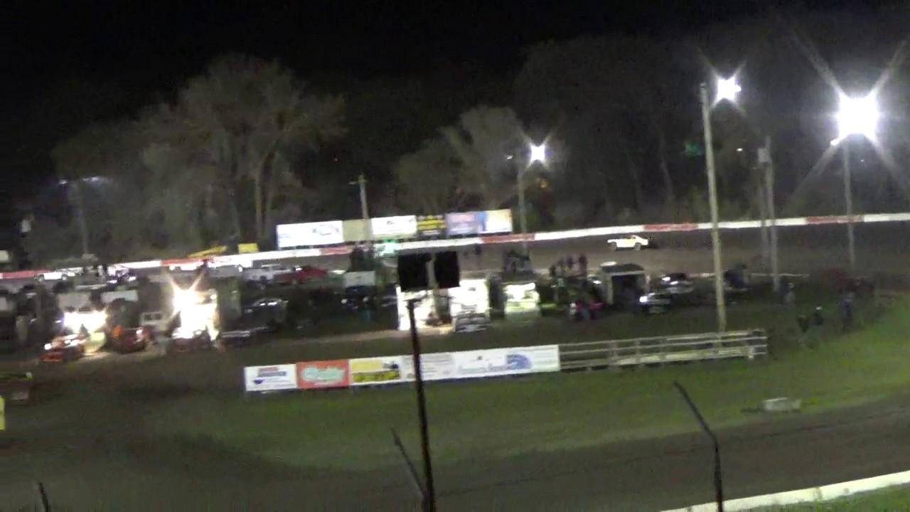 Hamilton County Speedway 4/22/17 Stock Car Feature Race - YouTube