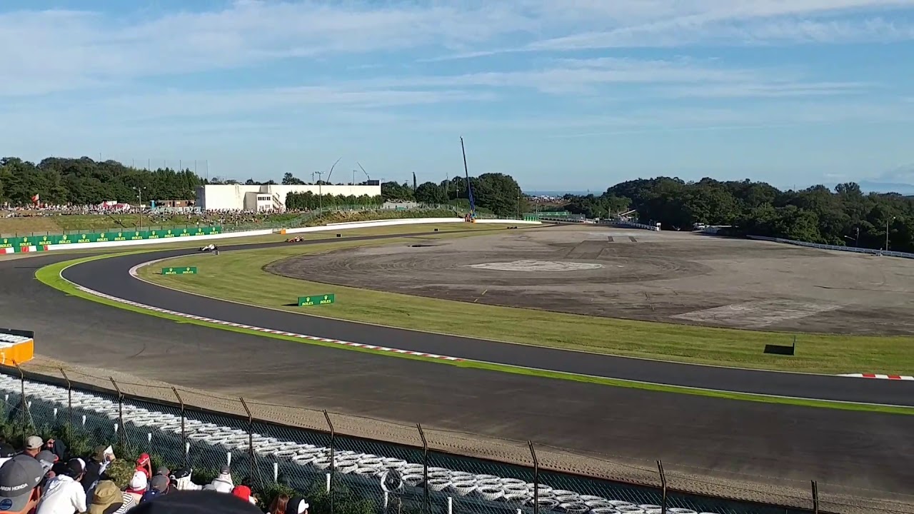 2017 F1 Suzuka Spoon Curve - YouTube