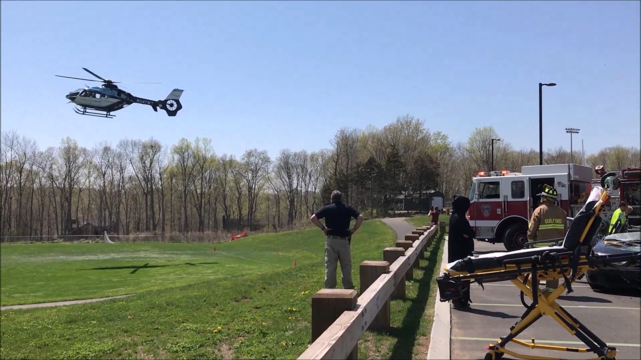 GHS Students Witness Mock Car Crash - YouTube