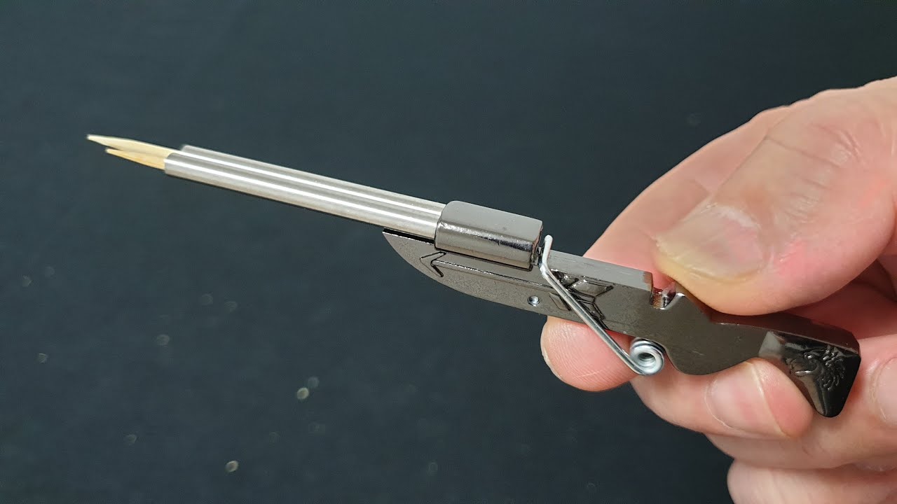 (미니영상) "이쑤시개 2발 장전... 발사 ! " Mini Toothpick Gun - YouTube