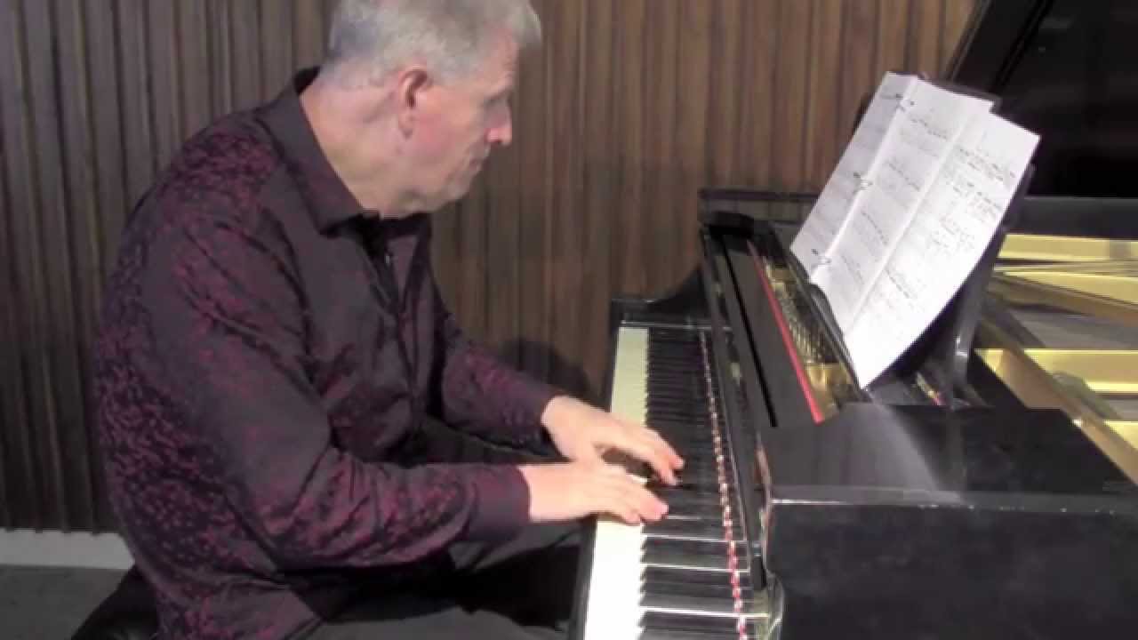 Mark Robson Fifteen-Minutes-of-Fame 06APR2014 - YouTube