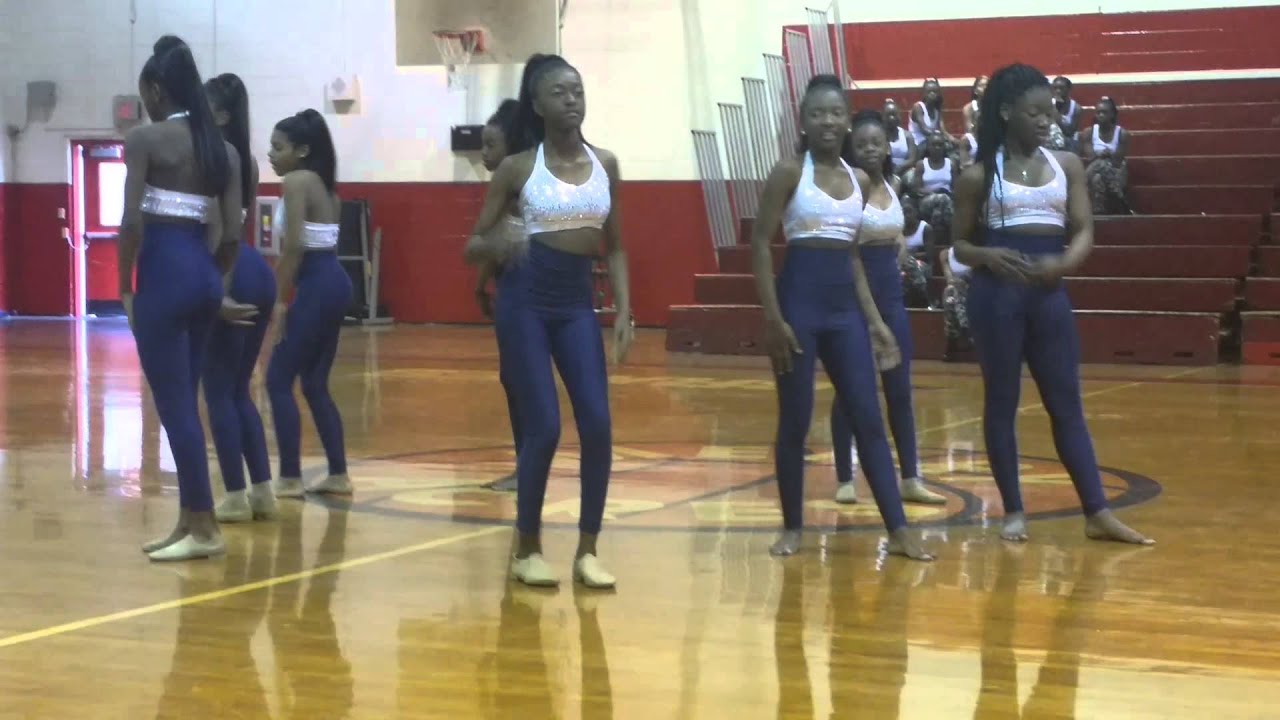 Robert Cross Middle! - YouTube