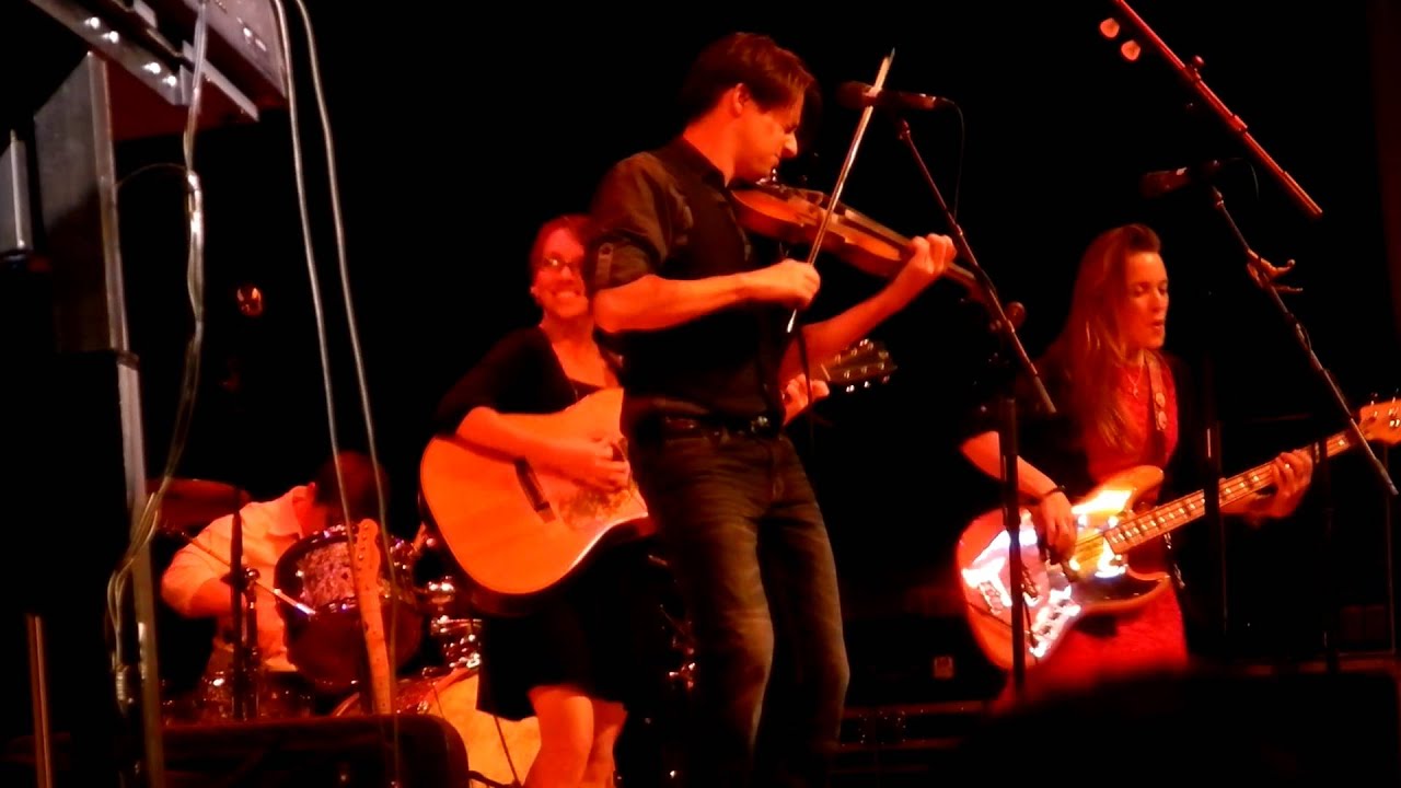 Emmanuel - Michael W. Smith - YouTube