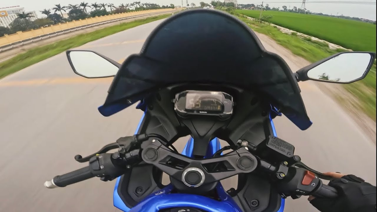 Chill motorcycle ride with me - YouTube