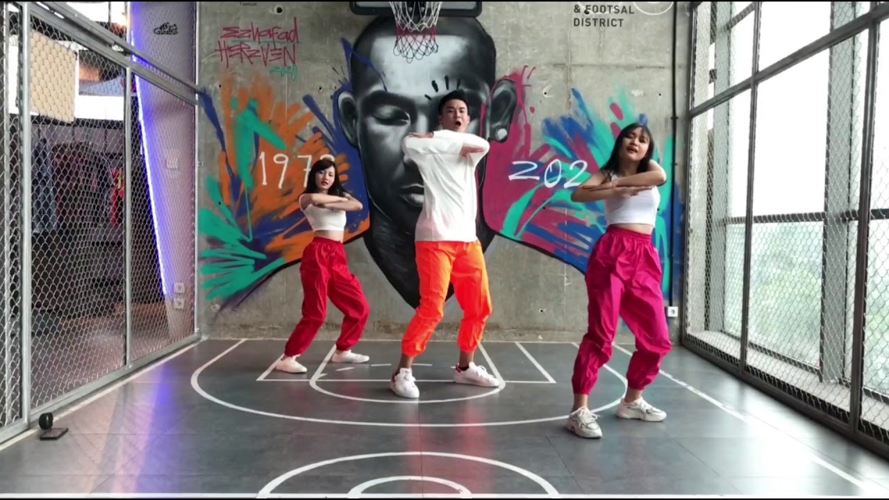 Olha a exoplosao Rikimaru chikada choreography - YouTube