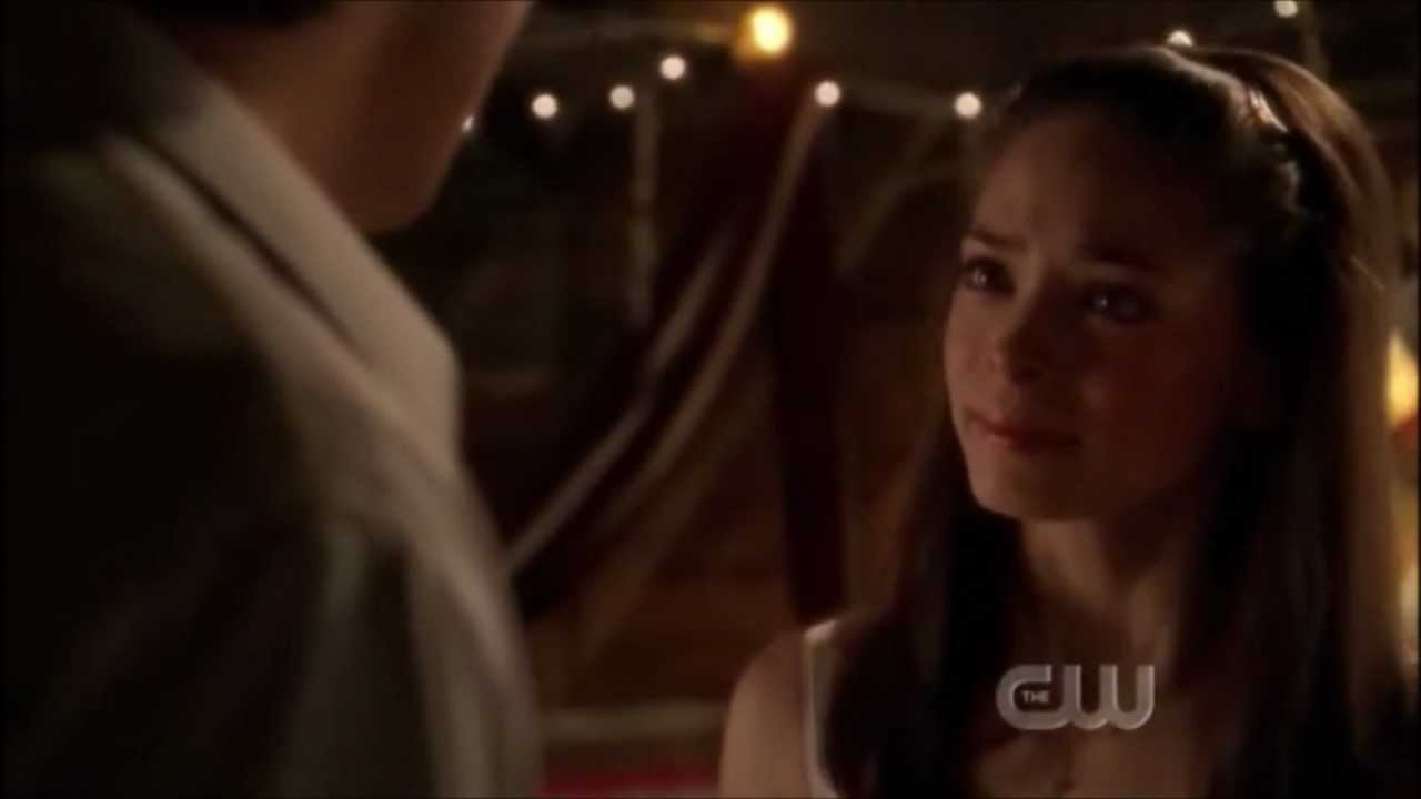 Clana - Labyrinth - Smallville - YouTube