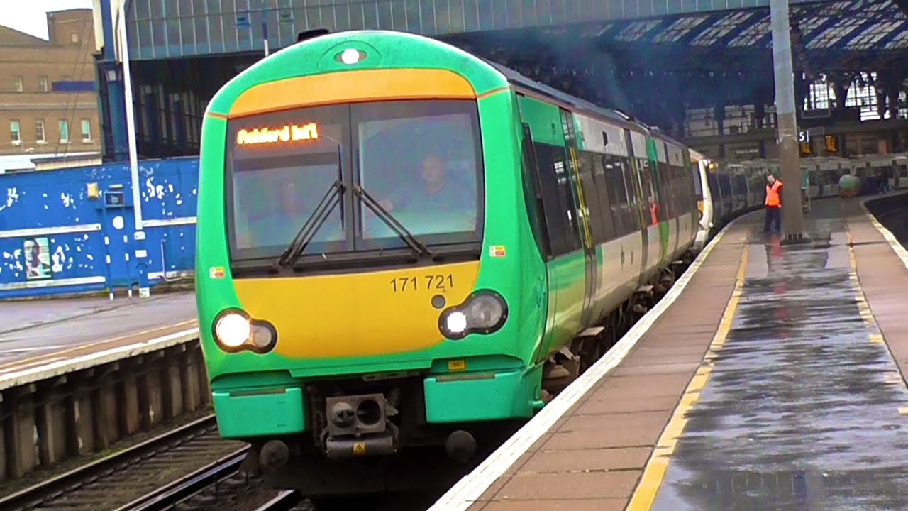 Southern Railway Class 171/7 - 171721 Departs Brighton On Platform 6 ...