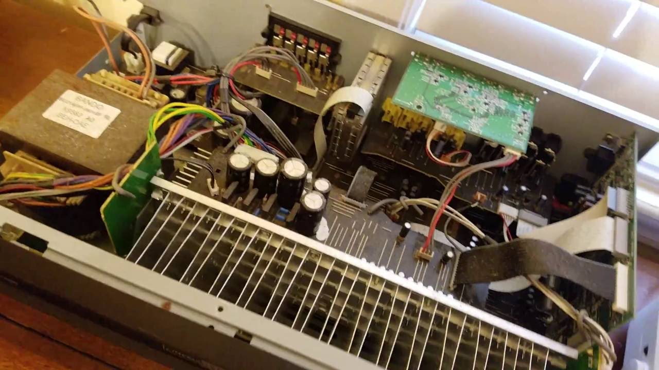 The inside of my Yamaha RX-V365 - YouTube