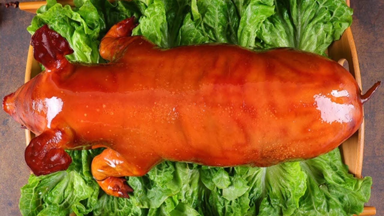 How to Roast a Whole Pig Like a Pro: Secrets to Perfection! - YouTube