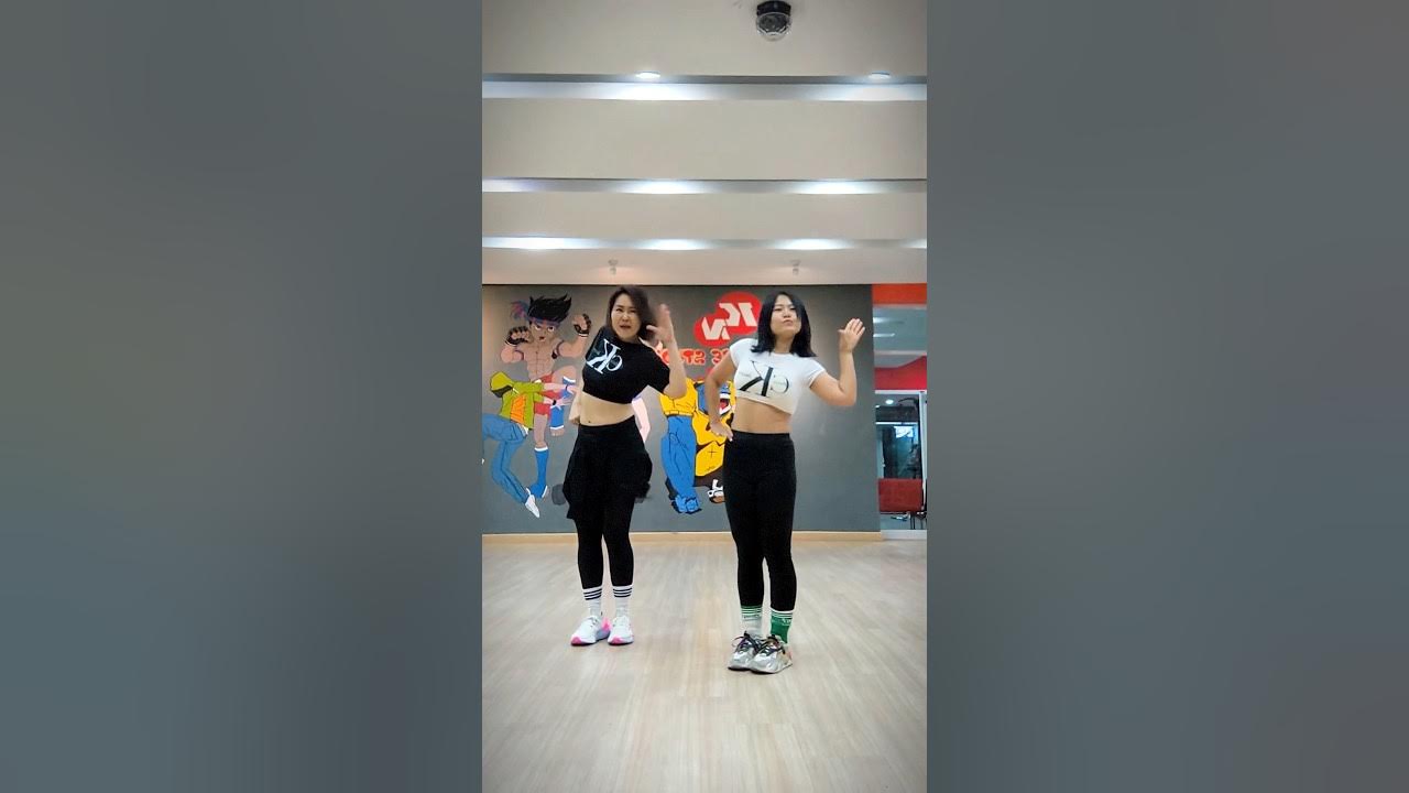 Blah Blah Blah - EMPRESS | Dance Workout | Easy Dance - YouTube