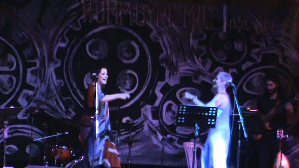 Μελινα Κανα - η αλεπου - YouTube