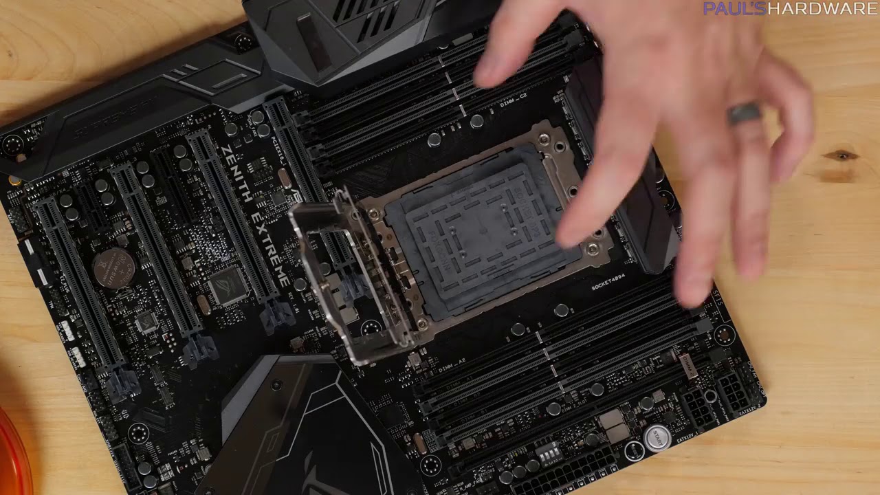 Threadripper CPU Installation Guide! How Socket TR4 Works - YouTube