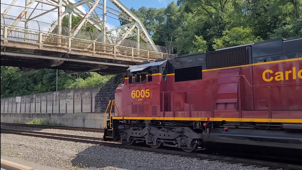 AVR Allegheny Valley Railroad at CP PITT on Norfolk Southern Pittsburgh ...
