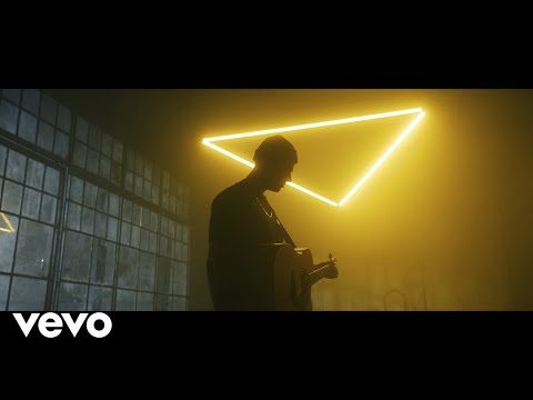 SEBASTIAN ft. ATMO Music - Stačí jen málo (Official Music Video)