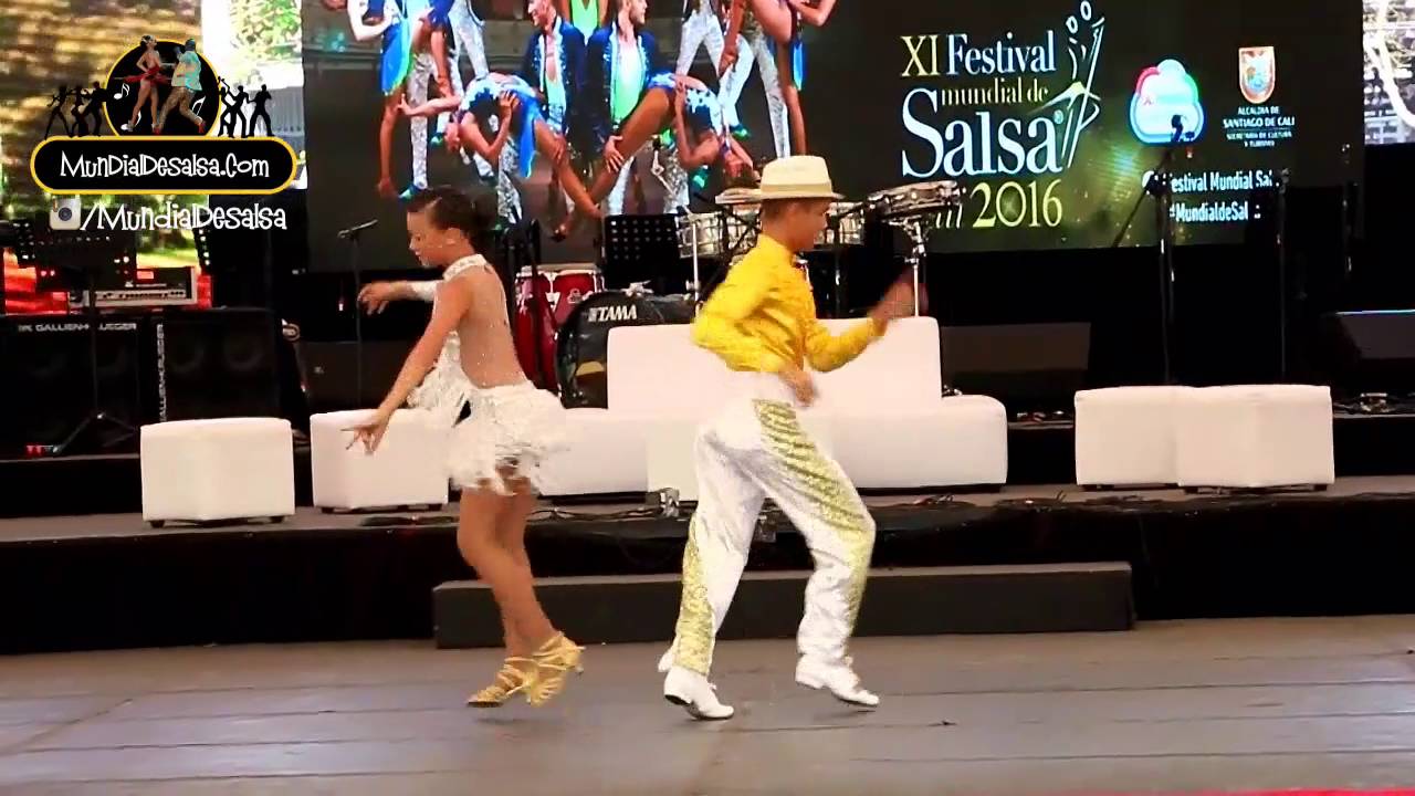 Fabio Patiño e Isabel Cristina - YouTube