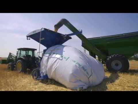 Brandt GrainBag Loaders and Unloaders - YouTube