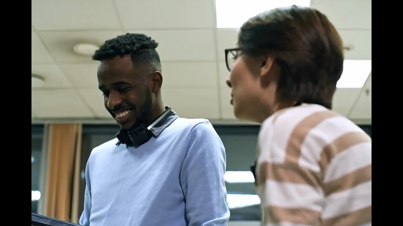 Promoting Social Connection During an Epidemic of Loneliness - YouTube