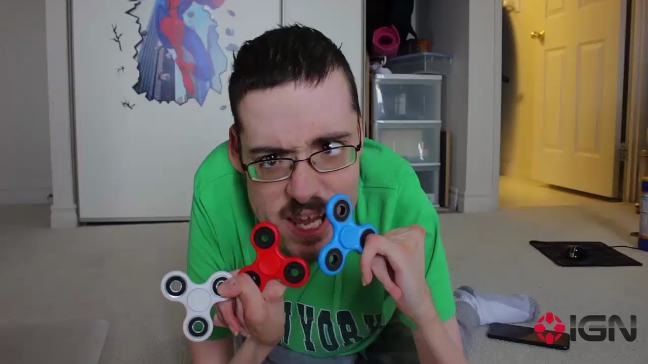 50 seconds of midget memes - YouTube