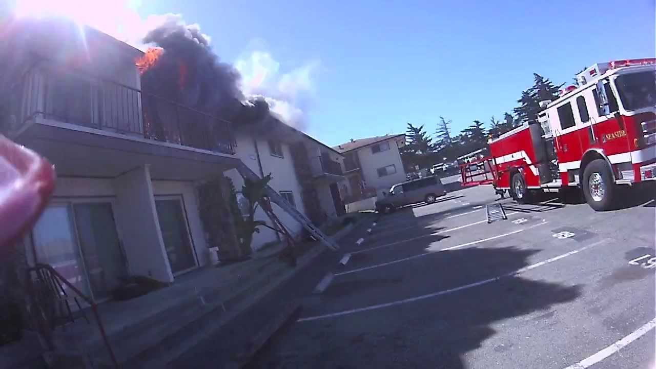 Seaside Structure Fire ladder rescue with victims trapped Part 1 - YouTube