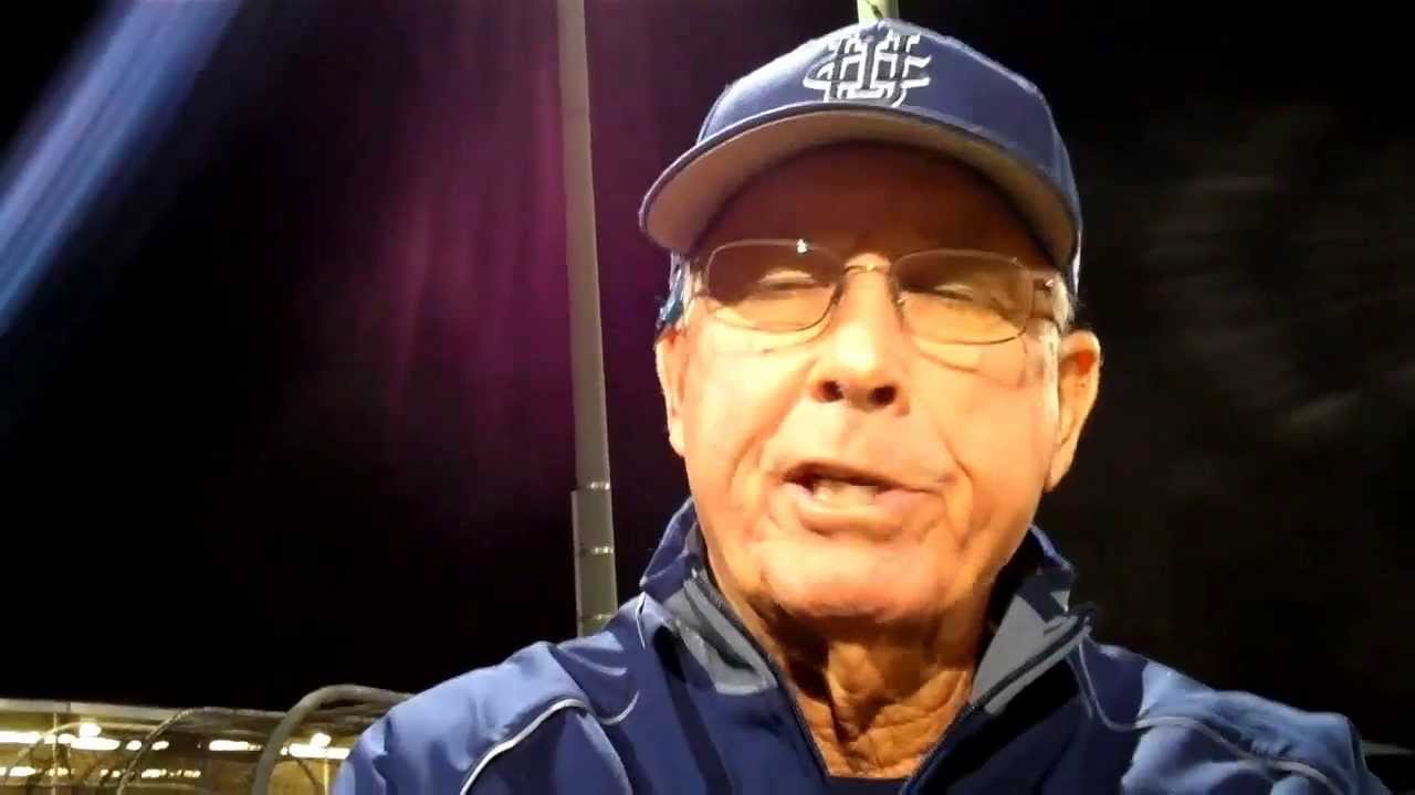 Mike Gillespie after Irvine's walk-off squeeze. - YouTube