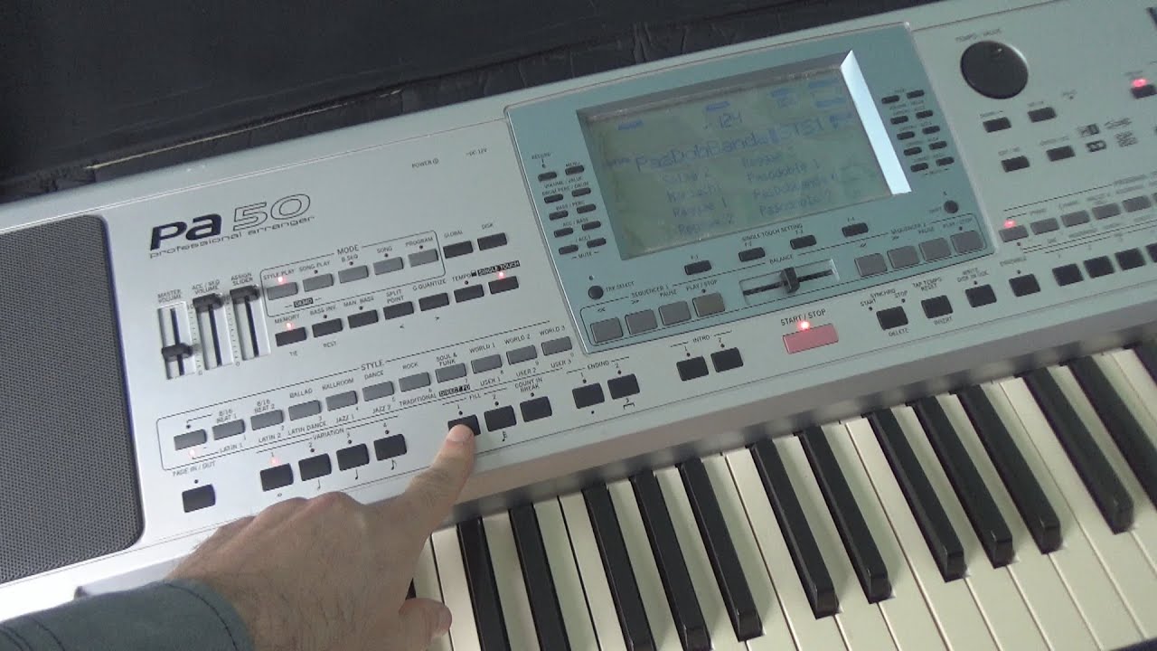 Korg PA 50 synth performing Paso Doble Banda Music Style - YouTube