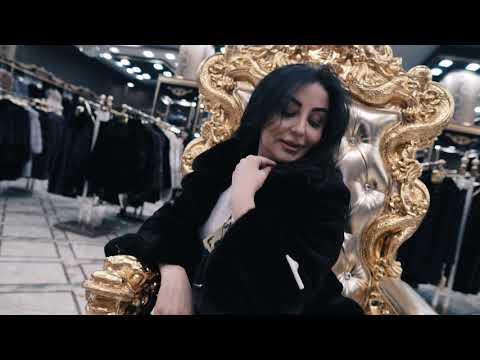 Afət Fərmanqızı Kristinafurs mağazamızda