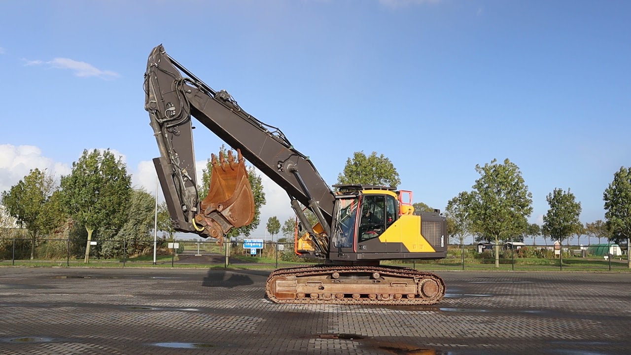 Volvo EC 300 ENL / 2017 / REF 110962 - YouTube