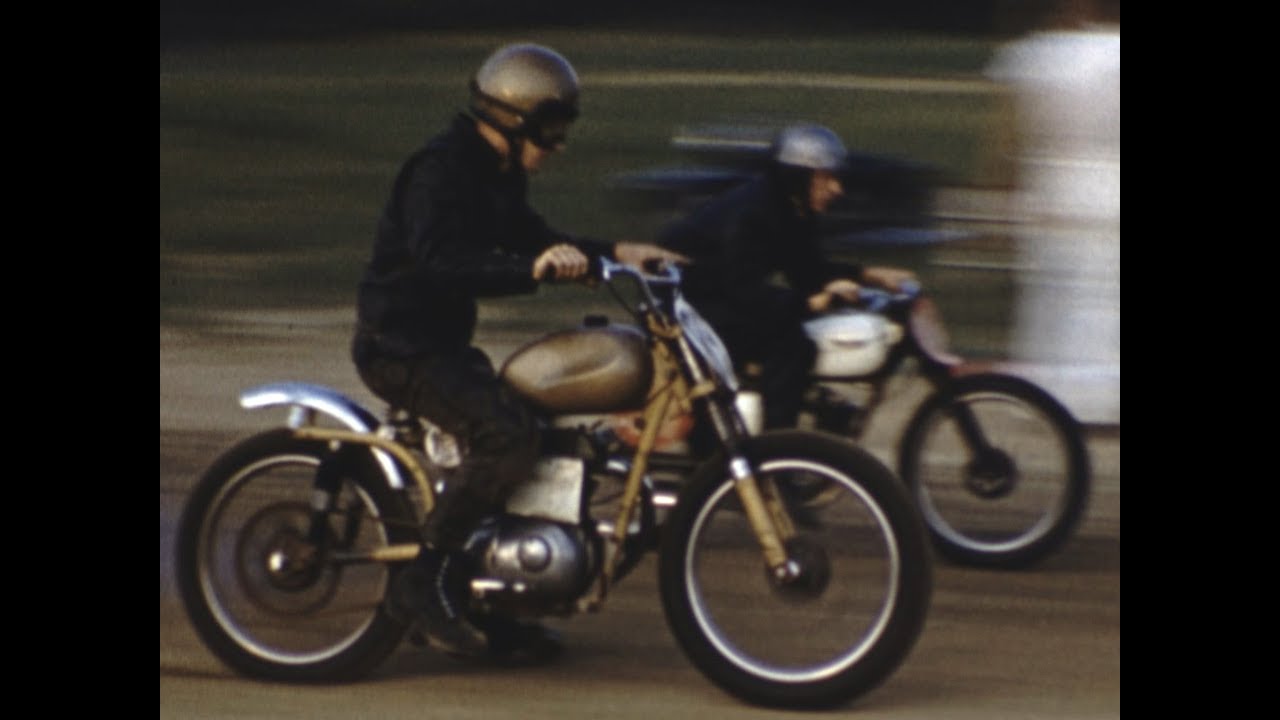 SCRAMBLERS 1950s Motorcycle Dirt Track Racing - YouTube