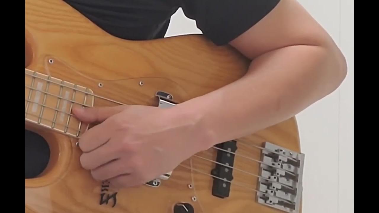 Alexis Sklarevski bass slap Atelier z m245 - YouTube