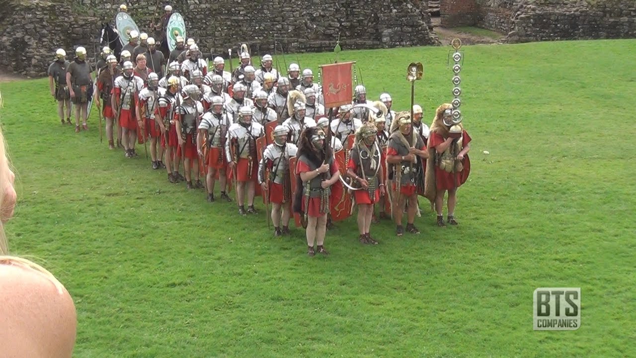 The Ermine Street Guard | Caerleon Amphitheatre | 19/08/2012 - YouTube