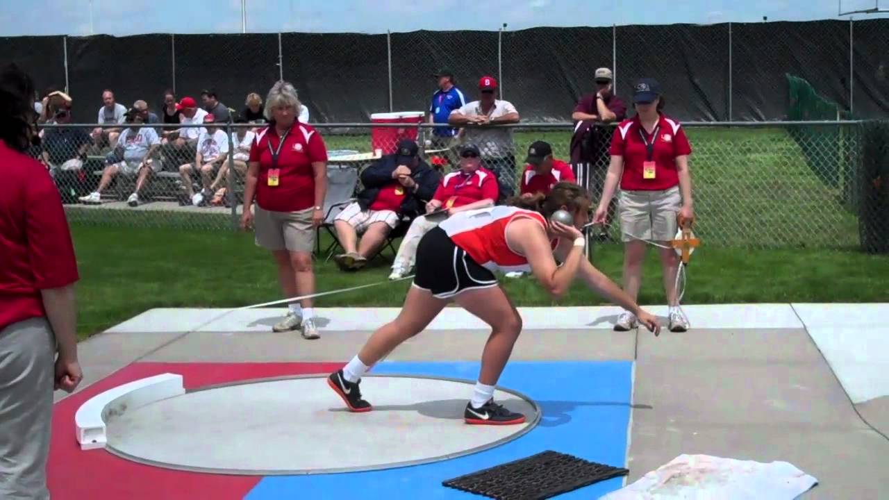 Tori, 2011 State Track Meet, 33' 11" - YouTube