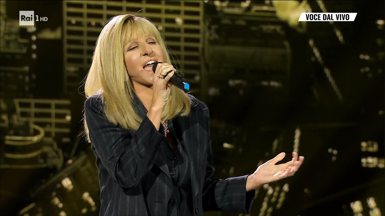 Elena Ballerini Barbra Streisand canta "Memory" Tale e Quale Show 28/10 ...