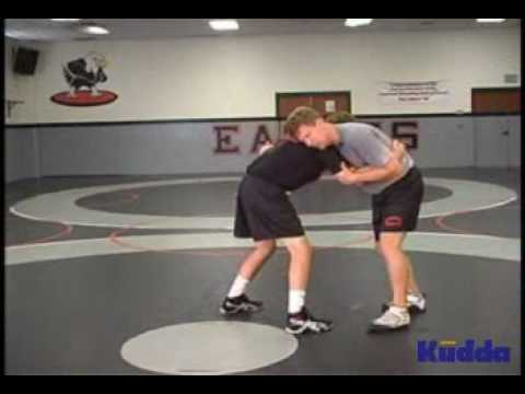 How to Position a Body Lock Sag Throw with an Outs - YouTube