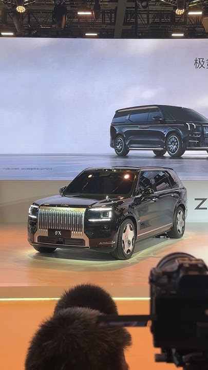 Zeekr 9X debuts! So luxurious!! Equipped with Zeekr 900V super hybrid, 6C battery, 3-second 0 to ...