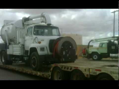 1989 FORD VACTOR 810 - YouTube